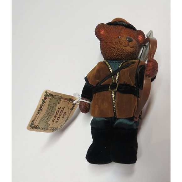 Russ Berrie & Company | Accents | Russ Teddy Town 5 Resin Robin Hood ...